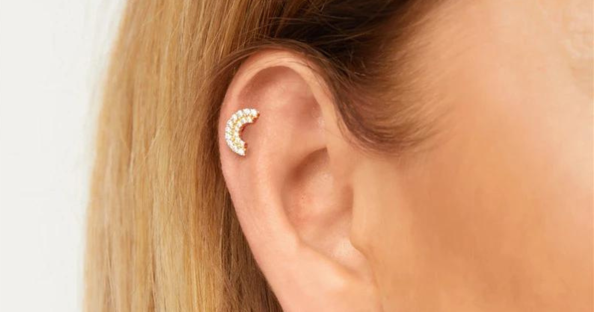 Le piercing hélix : style, soins et sélection – Joyaux Piercing